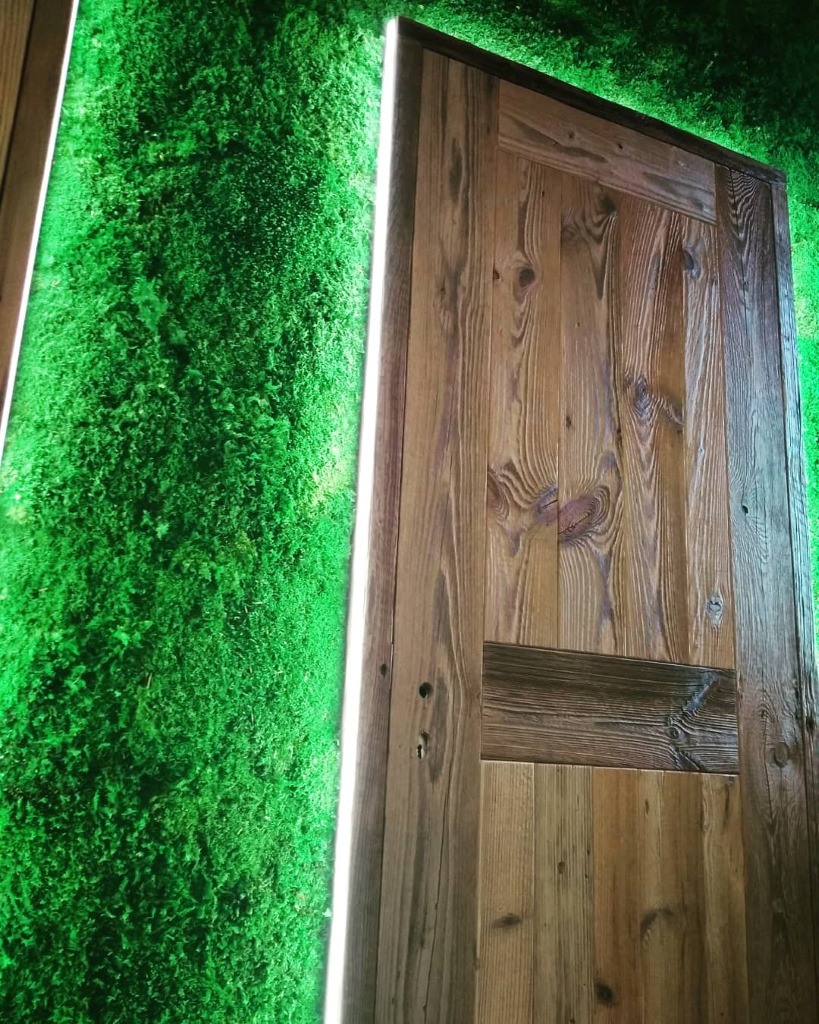 Frameless " Tyrolean" Flat moss wall panel 50 x 50cm | color - dark ...